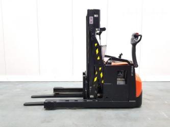 Bt swe120 manipulador de contenedores en venta | Mascus