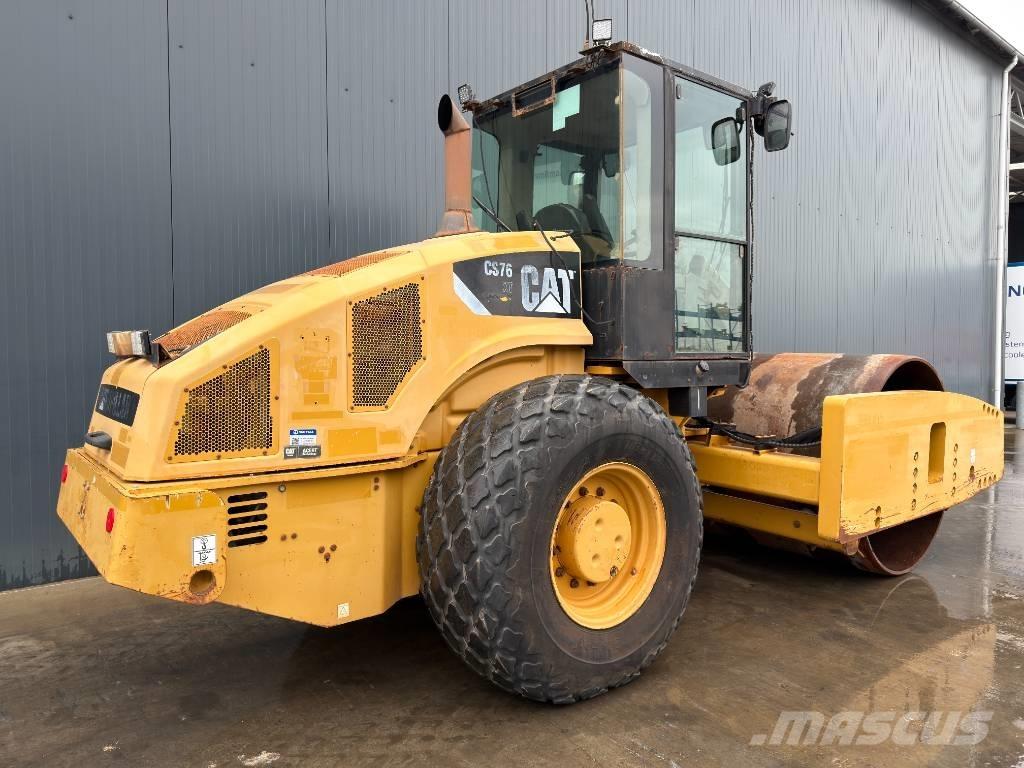 Cat CS76 XT, 2012, Venlo, Países Bajos - rodillos de un solo tambor de ...