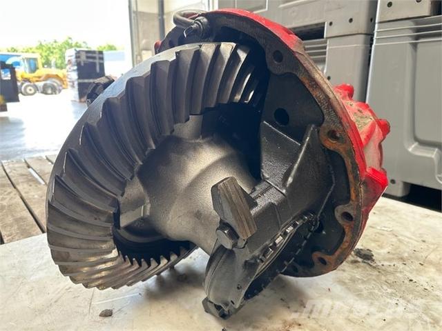 Scania DIFF R885 - 3.42 // 2300435, Dinamarca - cadenas, orugas y ...