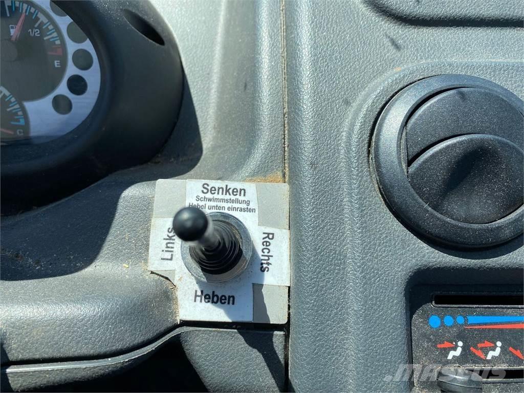 Piaggio Porter 1,2 d Pfau S90 - 4x4 - Tipper - snowplow, 2013, Budapest, Hungría - camiones ...